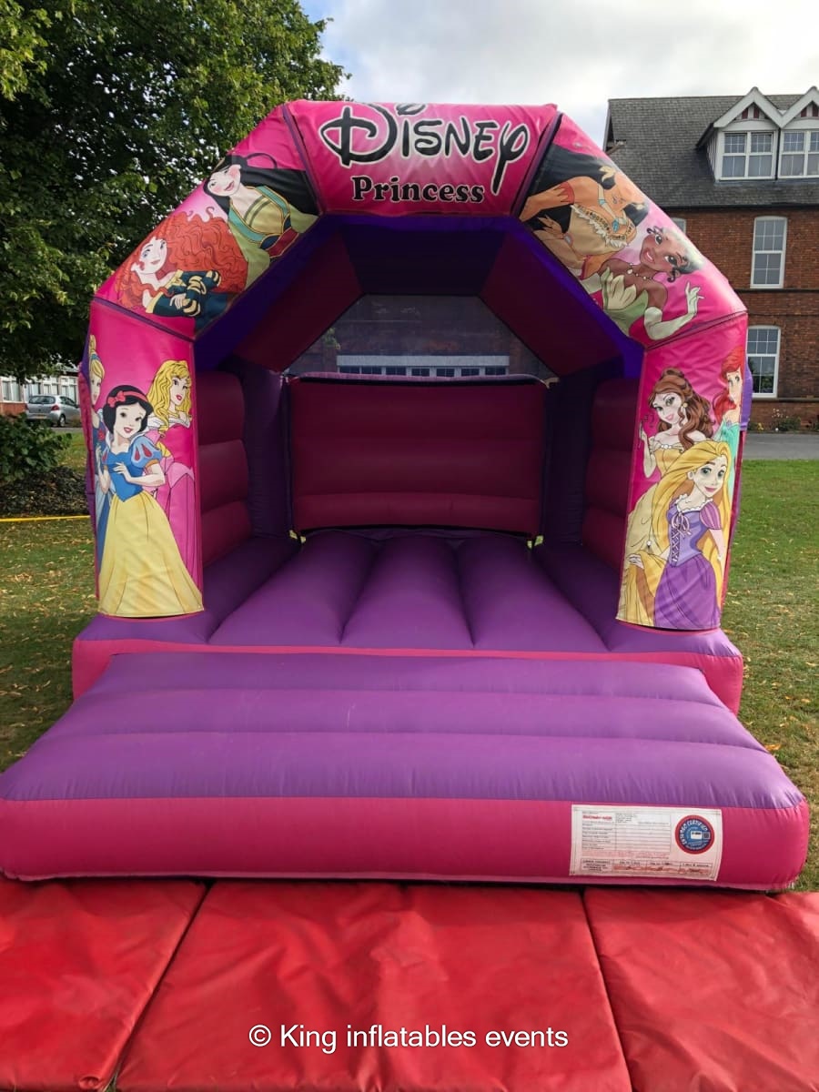 Bouncy Castles - bouncy castle hire and party events in hinckley ...